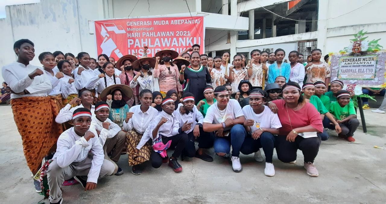 Lomba Senam Goyang Tobelo Warnai Hari Pahlawan - Teraspapua.com