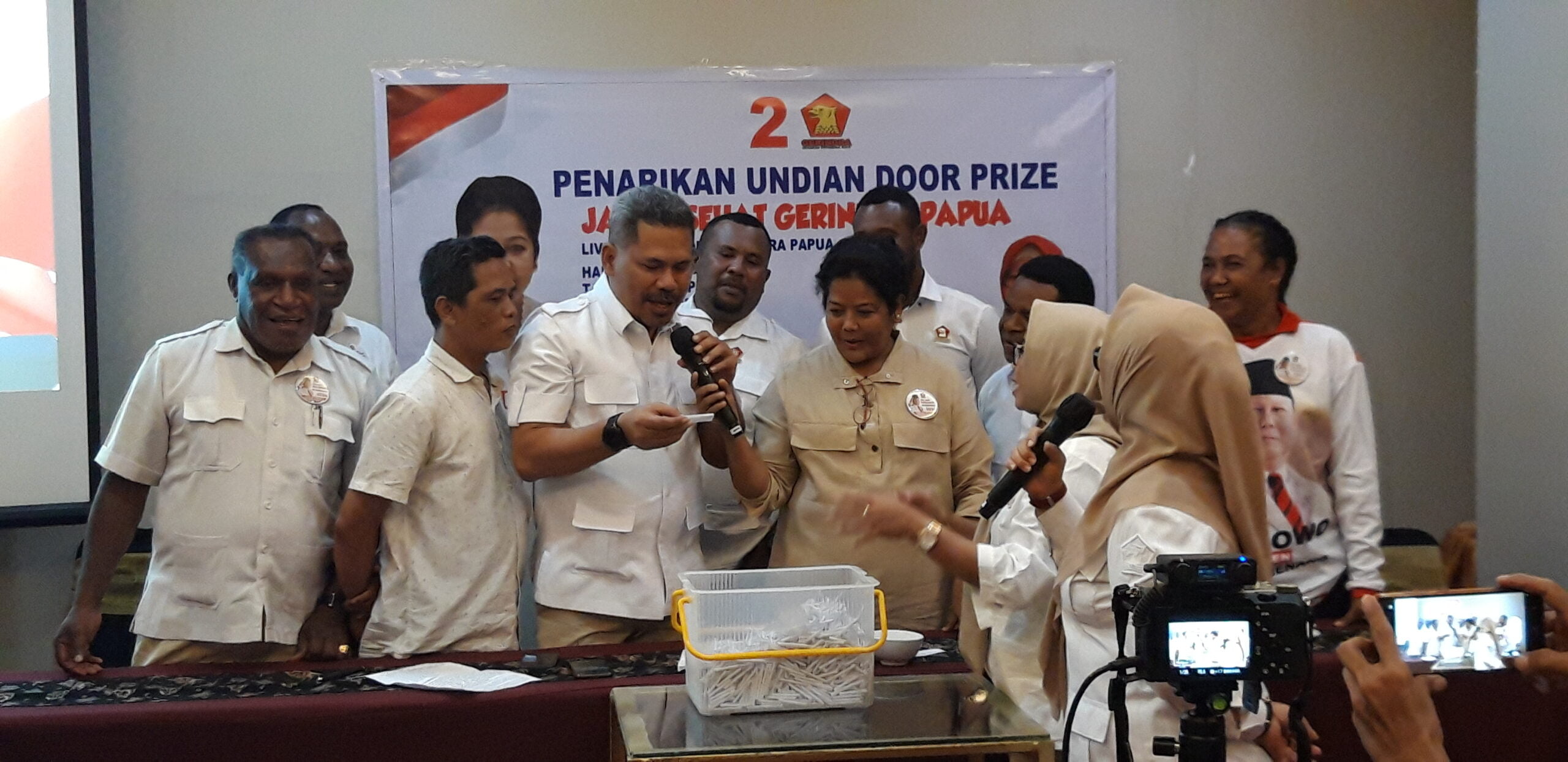 Pemenang Doorprize HUT Gerindra ke-15 Diumumkan - Teraspapua.com