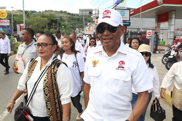 Jalan Kaki, BTM Kembalikan Berkas Pendaftaran Cagub di DPW PKB ...